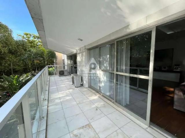 Apartamento para Venda em Rio de Janeiro/RJ Leblon 3 Quartos