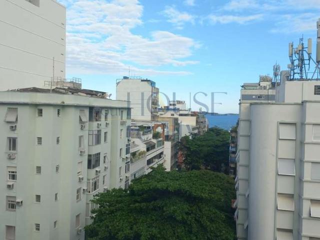 Apartamento para Venda em Rio de Janeiro/RJ Leblon 3 Quartos