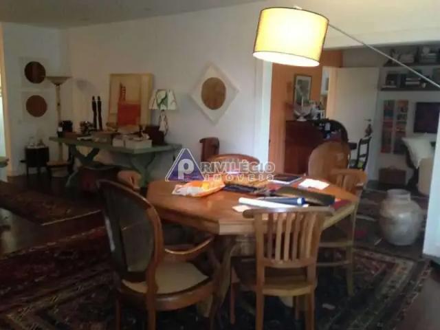 Apartamento para Venda em Rio de Janeiro/RJ Leblon 4 Quartos