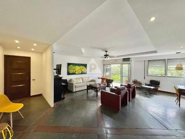Apartamento para Venda em Rio de Janeiro/RJ Leblon 4 Quartos
