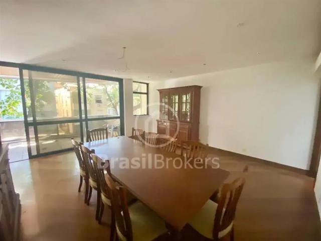 Apartamento para Venda em Rio de Janeiro/RJ Leblon 4 Quartos