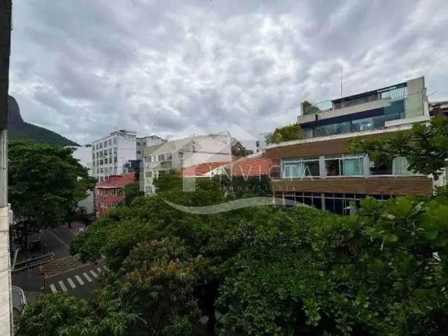 Apartamento para Venda em Rio de Janeiro/RJ Leblon 4 Quartos