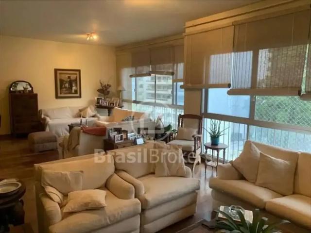 Apartamento para Venda em Rio de Janeiro/RJ Leblon 4 Quartos