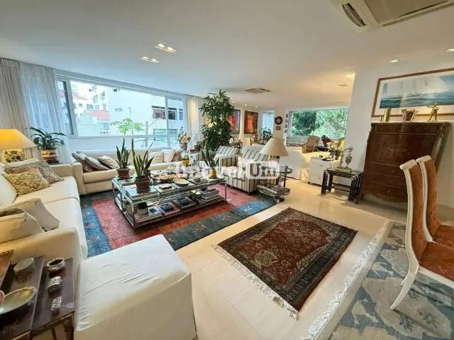 Apartamento para Venda em Rio de Janeiro/RJ Leblon 4 Quartos