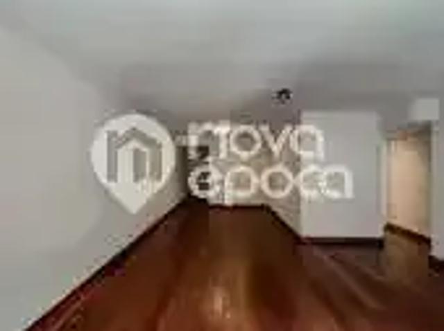 Apartamento para Venda em Rio de Janeiro/RJ Leme 4 Quartos
