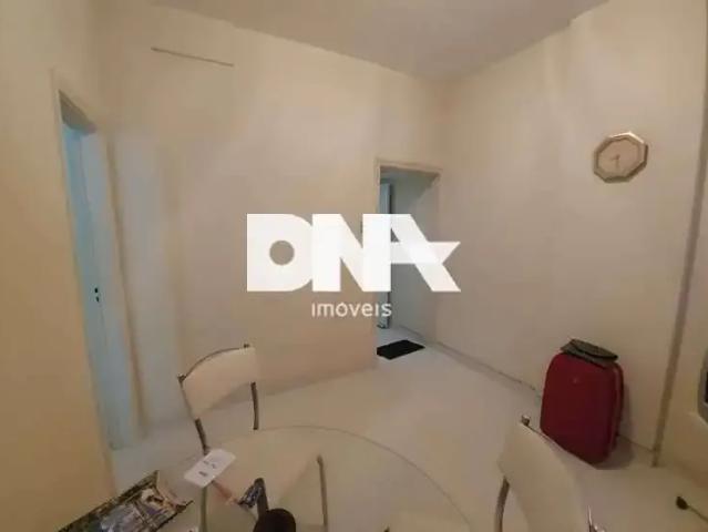 Apartamento para Venda em Rio de Janeiro/RJ Leme 1 Quartos