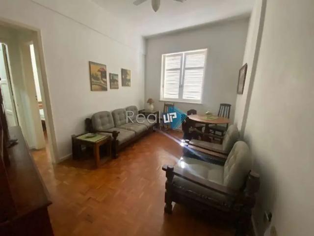 Apartamento para Venda em Rio de Janeiro/RJ Leme 1 Quartos