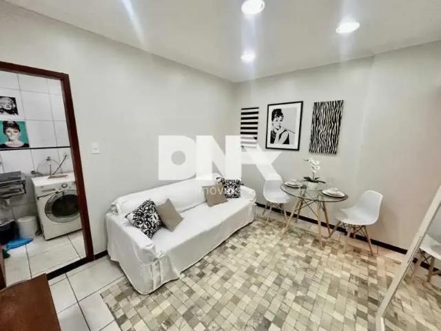 Apartamento para Venda em Rio de Janeiro/RJ Leme 1 Quartos