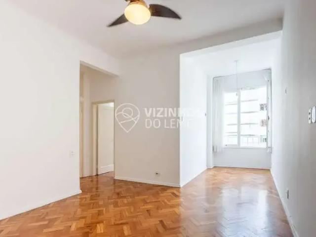 Apartamento para Venda em Rio de Janeiro/RJ Leme 1 Quartos