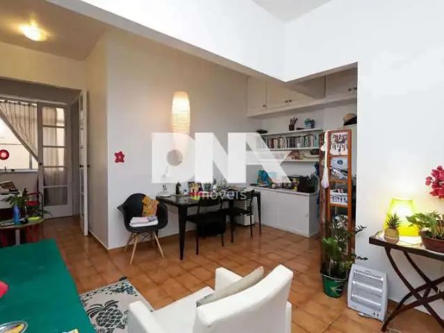 Apartamento para Venda em Rio de Janeiro/RJ Leme 1 Quartos