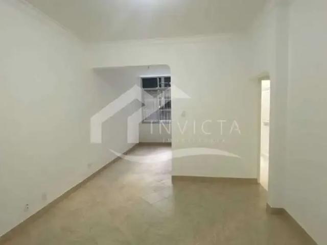 Apartamento para Venda em Rio de Janeiro/RJ Leme 1 Quartos