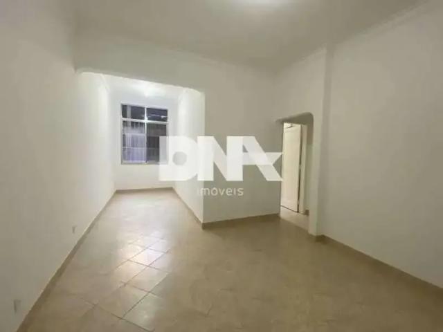 Apartamento para Venda em Rio de Janeiro/RJ Leme 1 Quartos