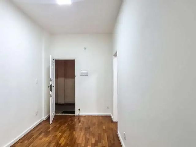 Apartamento para Venda em Rio de Janeiro/RJ Leme 1 Quartos
