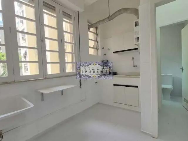 Apartamento para Venda em Rio de Janeiro/RJ Leme 1 Quartos