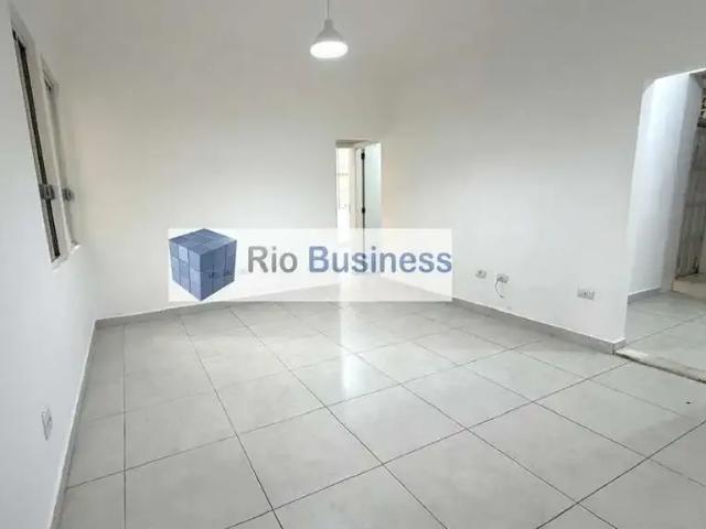 Apartamento para Venda em Rio de Janeiro/RJ Leme 2 Quartos
