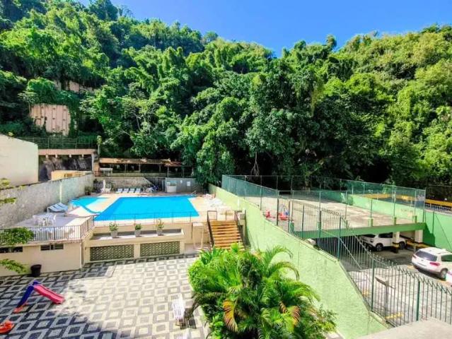 Apartamento para Venda em Rio de Janeiro/RJ Leme 2 Quartos