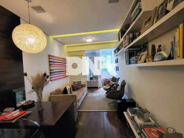 Apartamento para Venda em Rio de Janeiro/RJ Leme 2 Quartos