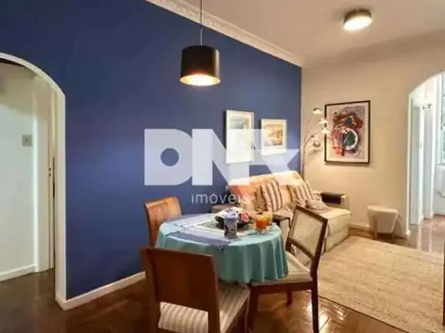 Apartamento para Venda em Rio de Janeiro/RJ Leme 2 Quartos