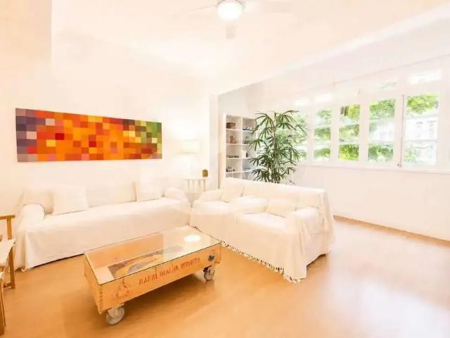 Apartamento para Venda em Rio de Janeiro/RJ Leme 3 Quartos