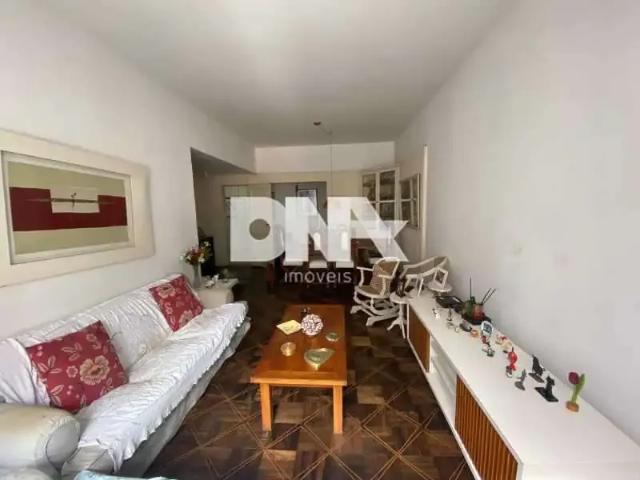 Apartamento para Venda em Rio de Janeiro/RJ Leme 3 Quartos