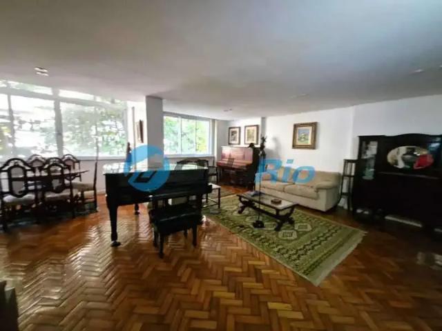 Apartamento para Venda em Rio de Janeiro/RJ Leme 3 Quartos