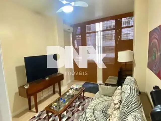 Apartamento para Venda em Rio de Janeiro/RJ Leme 3 Quartos