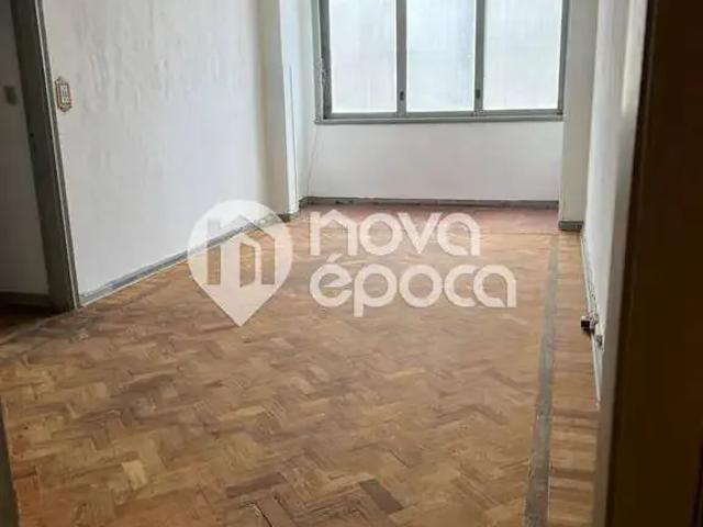 Apartamento para Venda em Rio de Janeiro/RJ Leme 3 Quartos