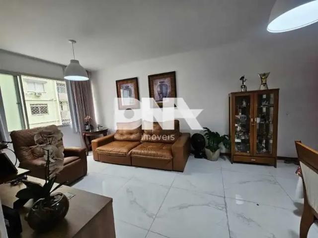 Apartamento para Venda em Rio de Janeiro/RJ Leme 3 Quartos