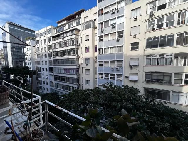 Apartamento para Venda em Rio de Janeiro/RJ Leme 3 Quartos