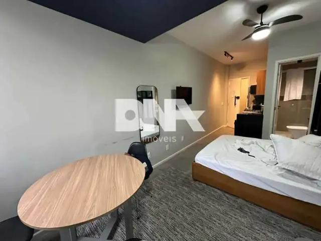 Apartamento para Venda em Rio de Janeiro/RJ Leme 3 Quartos