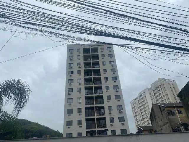 Apartamento para Venda em Rio de Janeiro/RJ Madureira 2 Quartos