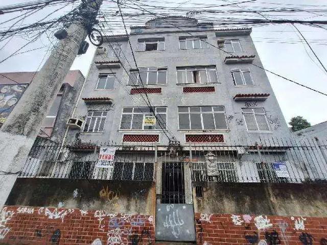 Apartamento para Venda em Rio de Janeiro/RJ Madureira 2 Quartos