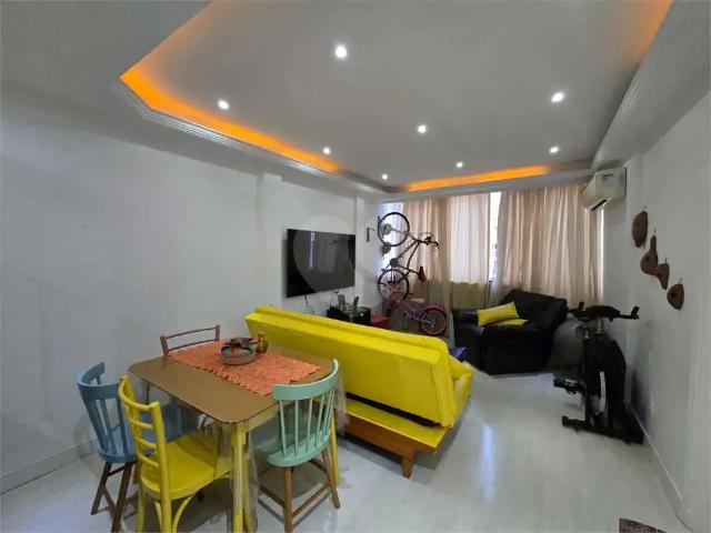 Apartamento para Venda em Rio de Janeiro/RJ Maracanã 2 Quartos