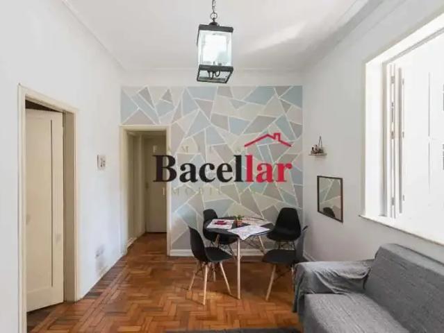 Apartamento para Venda em Rio de Janeiro/RJ Maracanã 2 Quartos
