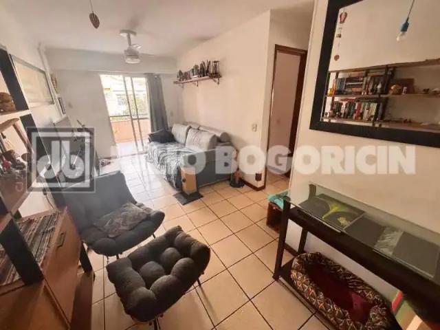Apartamento para Venda em Rio de Janeiro/RJ Méier 2 Quartos
