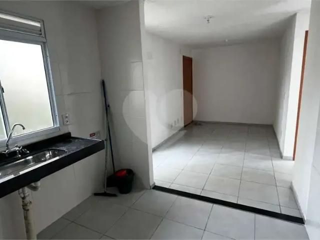 Apartamento para Venda em Rio de Janeiro/RJ Santa Cruz 2 Quartos