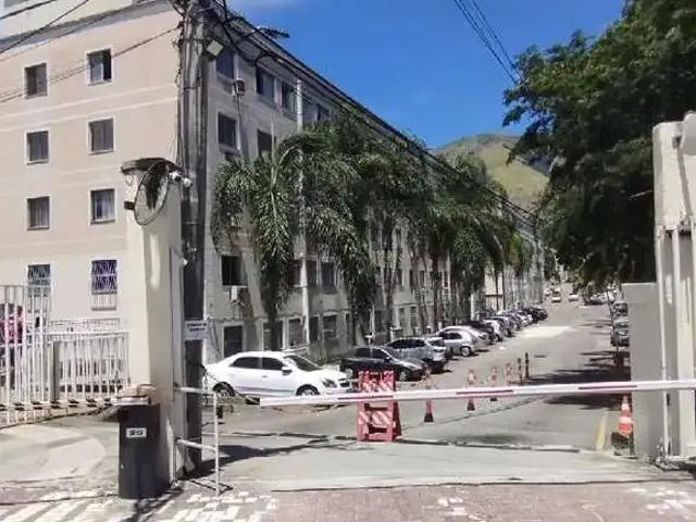 Apartamento para Venda em Rio de Janeiro/RJ Senador Camará 2 Quartos