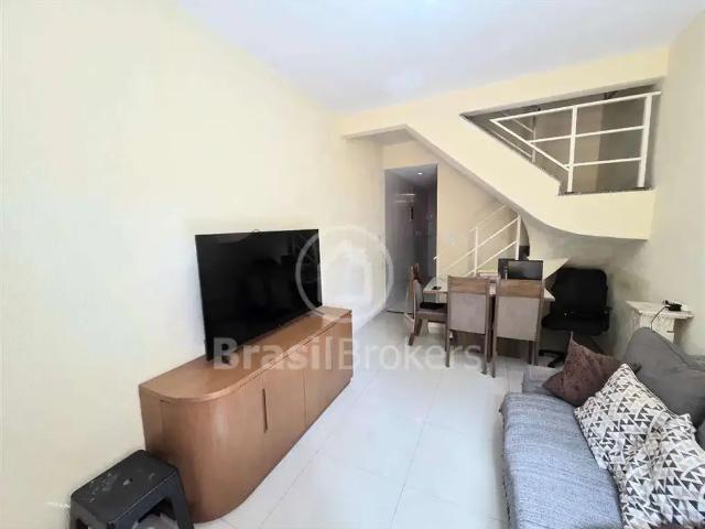 Apartamento para Venda em Rio de Janeiro/RJ Piedade 2 Quartos