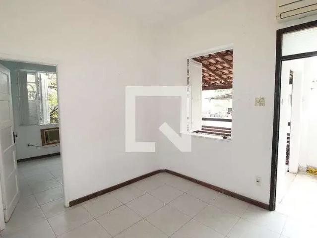 Apartamento para Venda em Rio de Janeiro/RJ Piedade 2 Quartos