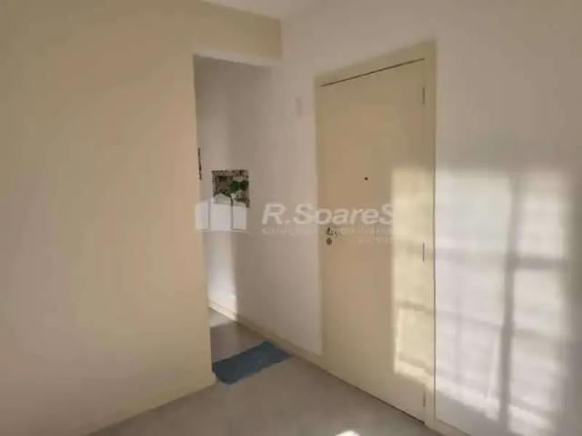 Apartamento para Venda em Rio de Janeiro/RJ Praça Seca 2 Quartos