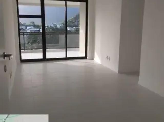 Apartamento para Venda em Rio de Janeiro/RJ Recreio dos Bandeirantes 2 Quartos