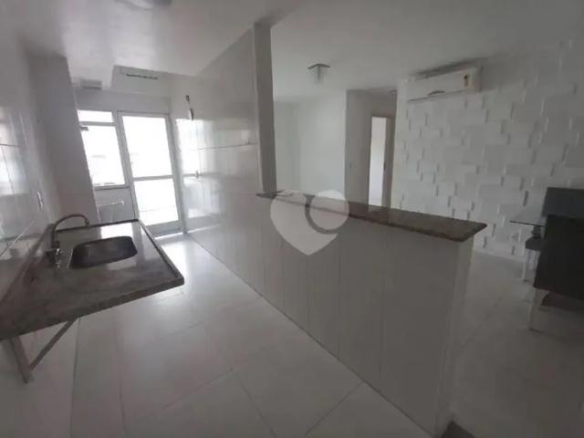 Apartamento para Venda em Rio de Janeiro/RJ Recreio dos Bandeirantes 2 Quartos