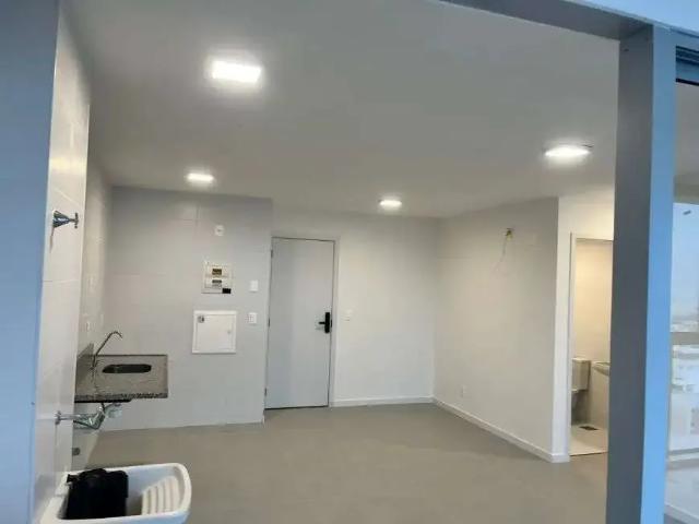Apartamento para Venda em Rio de Janeiro/RJ Recreio dos Bandeirantes 2 Quartos