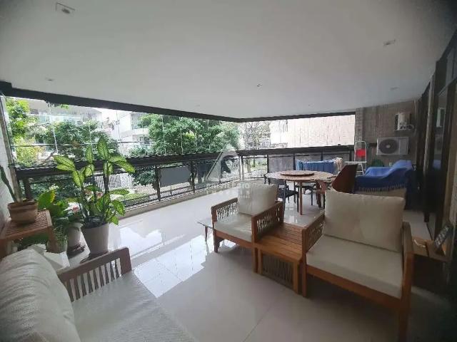 Apartamento para Venda em Rio de Janeiro/RJ Recreio dos Bandeirantes 2 Quartos