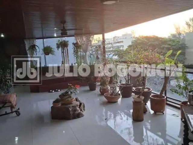 Apartamento para Venda em Rio de Janeiro/RJ Recreio dos Bandeirantes 2 Quartos
