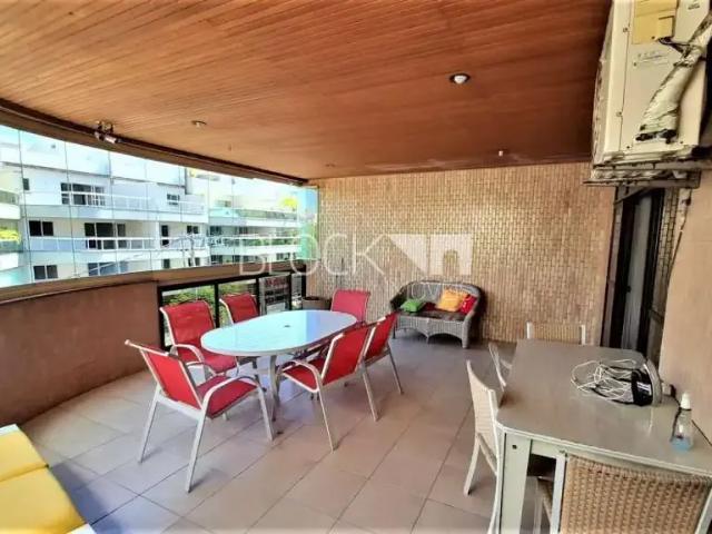 Apartamento para Venda em Rio de Janeiro/RJ Recreio dos Bandeirantes 3 Quartos