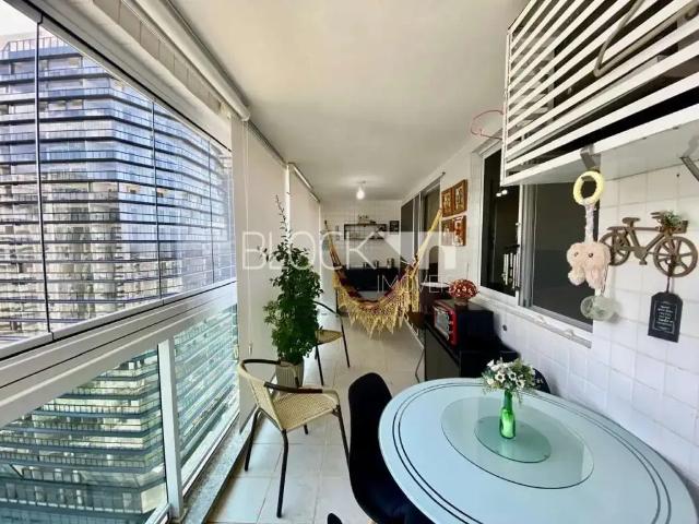 Apartamento para Venda em Rio de Janeiro/RJ Recreio dos Bandeirantes 3 Quartos