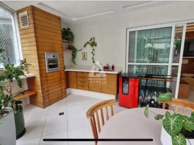 Apartamento para Venda em Rio de Janeiro/RJ Recreio dos Bandeirantes 3 Quartos