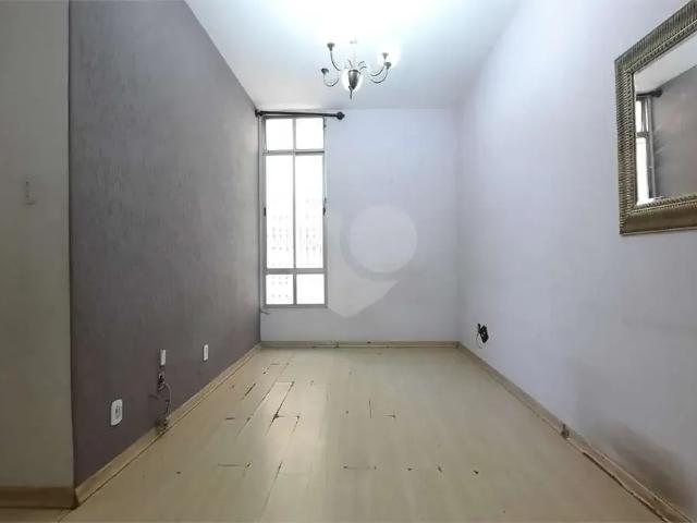 Apartamento para Venda em Rio de Janeiro/RJ Rio Comprido 2 Quartos