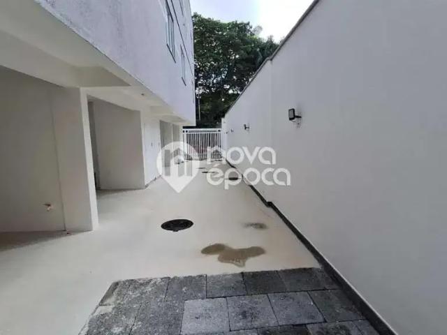 Apartamento para Venda em Rio de Janeiro/RJ Todos os Santos 2 Quartos